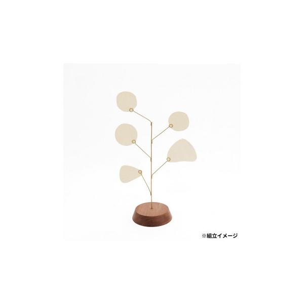 職人が一枚一枚丁寧に手漉きで仕上げた越前和紙を使い、自分だけのオリジナルモビールを作成できる特別なアイテムです。付属の型紙を使ってモチーフを作ったり、もちろん、自由に形をカットして楽しむのもお勧めです。土台には温かみのあるアカシアウッドと高...