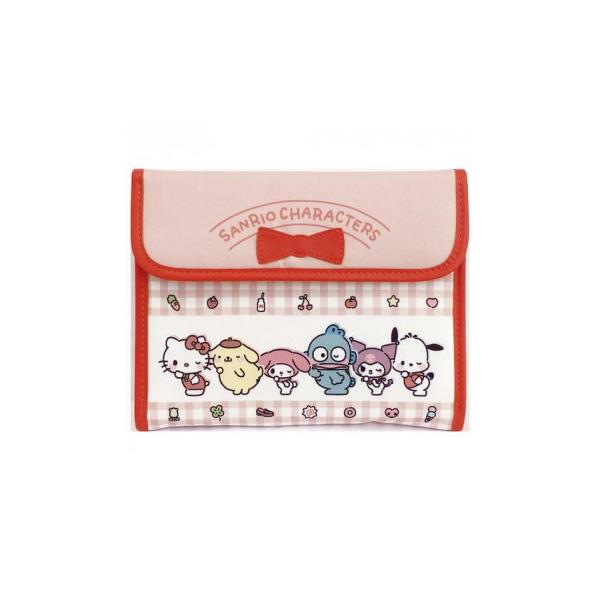 大きく開くジャバラポケットになっており、母子手帳や診察券などの収納に便利なケースです。