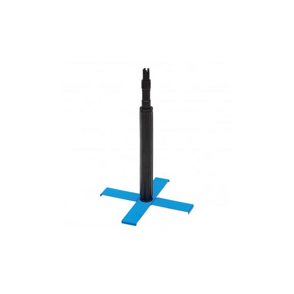 低めの球にしっかり対応するための専用バッティングティーです。