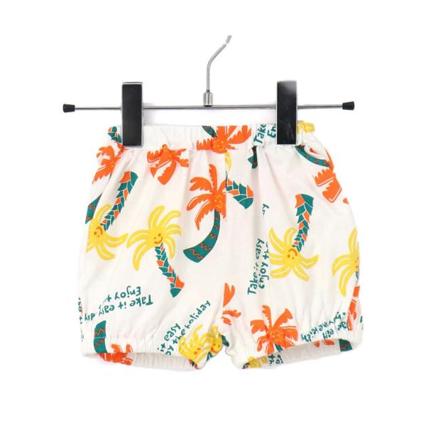 POPな総柄が夏らしいベビーパンツ。 シルエットはゆったりしており、薄手ではかせやすいので、暑い夏を快適に過ごしていただけます。 ロンパースだけじゃちょっと物足りない時に◎  綿100％70-80cm ウエスト19.5cm 総丈24cm ヒ...