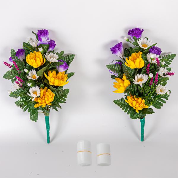 常時500種類を超える造花から、一つ一つ丁寧に手作業で花束を組み合わせています。【色止め加工】が施されているため、通常の造花よりも長く太陽の下でも美しい状態を保ちます。お墓用としてお供えするのはもちろん、仏壇用にお供えするのにも最適な造花で...