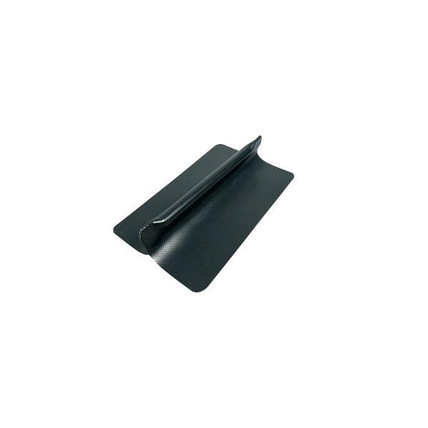 BW158VH-Tに接着することでフローターテーブルスリムの設置位置が固定でき、乗り降りの際は跳ね上げることができるようになります。