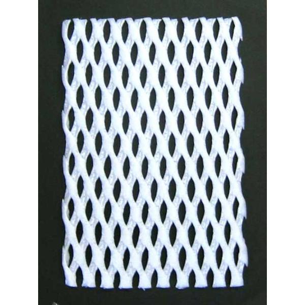 ●商品コード：060901-0013●入数：600枚●単価：28.79円/1枚(税込)●サイズ… 巾：300mm 長さ：450mm●商品説明：独立気泡構造の発泡体で、約10mm厚の一番太いタイプのネットです、デコポンや梨等の重い果実の用途に...
