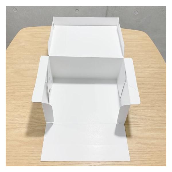 サービス箱 白 （8個〜9個用）◇カットケーキ、約8個〜9個が目安です。◇組み立てが簡単で保冷剤スペース付きです。◇箱の高さが11cmあるので高さのあるケーキでも安心して入れることができます。◇サイドオープン式で、ケーキを横から簡単に出し入...