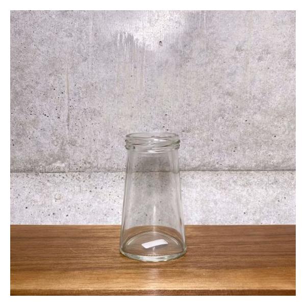 味彩100 三角錐ST 瓶（本体）◇小さくてかわいい小瓶です！◇ジャムや佃煮、調味料入や小物入れに！◇対応の蓋は8色あるので用途や中身によって変えれます。【味彩シリーズ】●容量：約 125ml●重量：約 133g●口部：48ツイスト●サイズ...