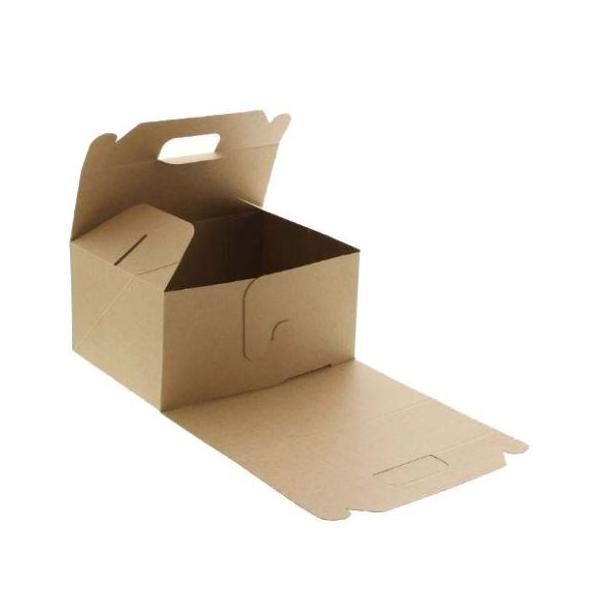 ◇ナチュラルなクラフトテイストの食品箱です。◇内側耐油加工。◇カットケーキ6〜7個が目安です。※オーブン不可電子レンジ不可食品の長期保存には適しません。●レンジ：不可●サイズ：150×210×高105mm　取手の高さ：50mm●材質：未晒ク...