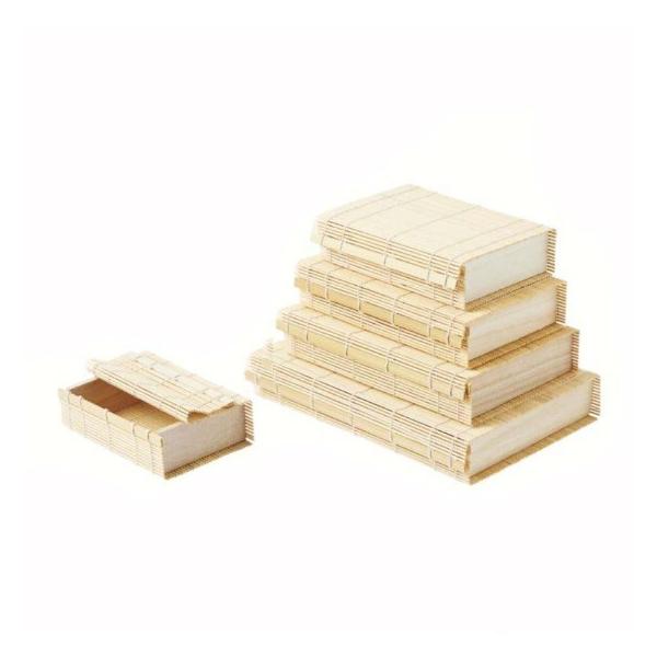 ●素材：竹皮・竹・綿糸　　　　●サイズ（cm）：外寸/約27×18×Ｈ4.5  内寸/約24.2×17.5×Ｈ4●入数：1個