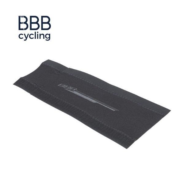 チェーンの叩き傷を防止・特別なカットデザインで大部分のチェーンステーに適合・高品質で丈夫なネオプレーン素材でチェーンステーを保護しチェーンによるキズを防止・伸縮性のある素材なので完全にフイット・ベルクロストラップでしっかり固定参考重量:15...