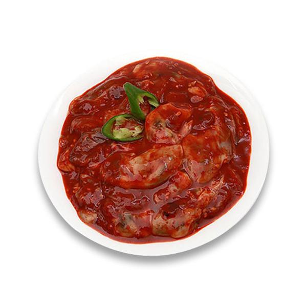 ごはんやお酒のお供に、塩辛くて甘みのあるカキの風味が感じられる絶品です。