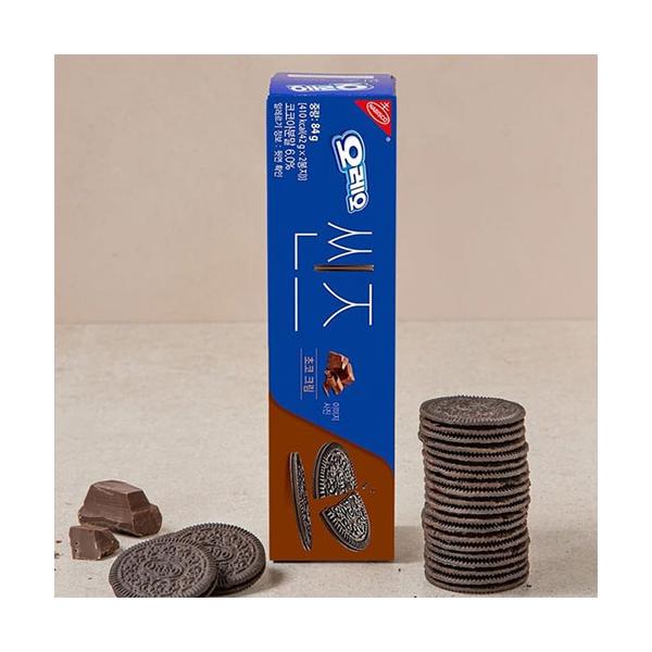 オレオの薄焼きクッキー×チョコクリーム