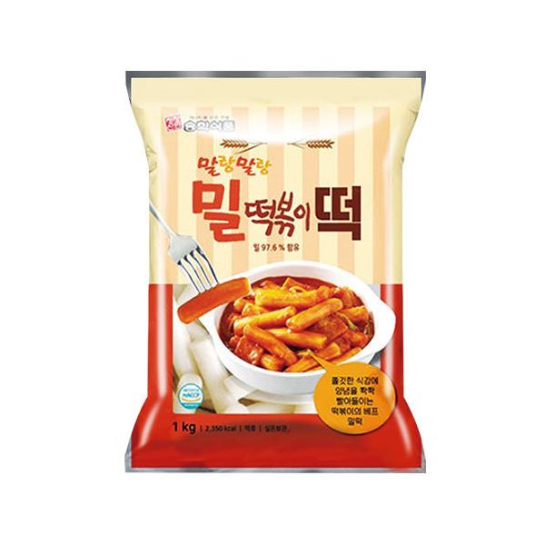 もちもち食感でヤンニョム（タレ）がよく染みこむ小麦トッポキの餅です。