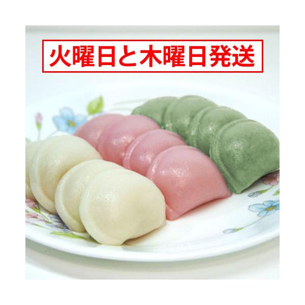 お餅の中に、あんこが入っているので、甘くて美味しいお餅