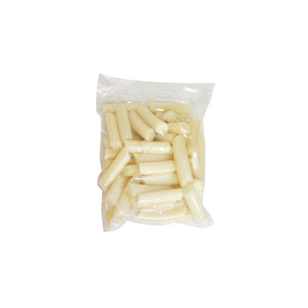 餅屋さんが作るトッポキ用の餅です。