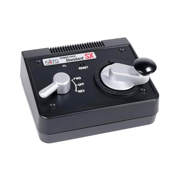 【商品名】KATO パワーパック スタンダードSX (ACアダプター別売) 鉄道模型 用品 22-018BK【商品説明】鉄道模型の走行に欠かせない制御機器、パワーパック スタンダードSXとポイントスイッチが、黒色にアップデートして登場。従来...