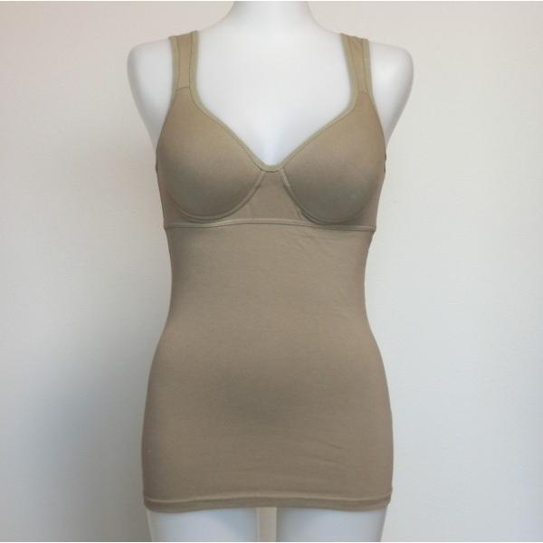 　モールドカップスポーツタンクトップ　アウターにひびかずきれい、軽いから運動に最適。　■サイズ:M(バストサイズ 79cm-87cm)　■サイズ:L(バストサイズ 86cm-94cm)　■品質　：　身生地　綿９５％　ポリウレタン５％　＜PO...