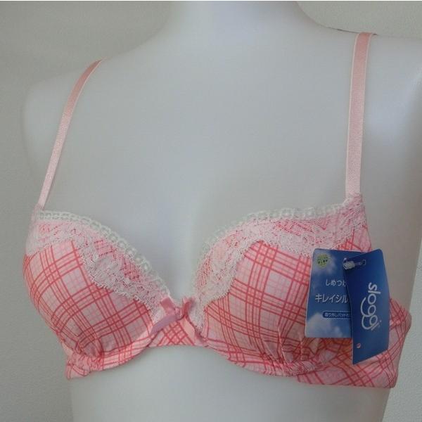 ＜POINT＞　■メーカー価格　３１００円（税別）　■商品番号　T27-2657　　商品名　sloggi 046 WHU　■色　：　ピンク　P5　■品質　：　レーヨン（モダール）、ナイロン、その他 　■3/4カップ、ワイヤー入り、モールドカ...