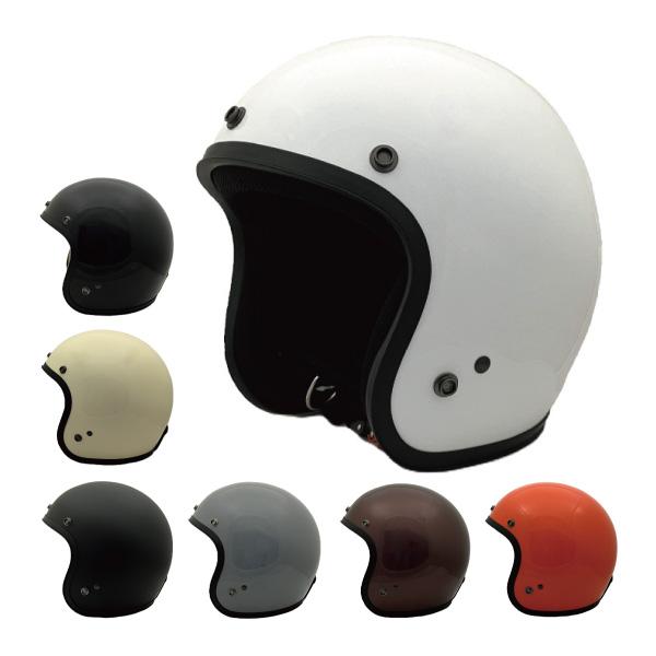 ジェットヘルメットに在りがちな被った時にヘルメットが浮いたように頭でっかちなシルエット(キノコ雲シルエット)を解消してくれるヘルメットです。従来のジェットヘルメットよりさらに深く被れる帽体を採用し、頭にぴったりフィットすることで小顔効果とス...