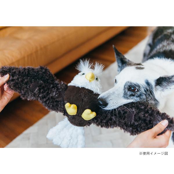 P.L.A.Y.（プレイ）の大人気プラッシュトイに鳥の仲間たち「Fetching Flock（フェッチングフロック）」が加わりました。それぞれ特徴のあるパーツを持っていて、本当に動き出しそう！？ベロア製で肌触りがよく、ワンちゃんの興味を惹き...