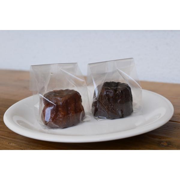 １セット入り数：100枚　　サイズ　　：＃30×（55＋45）×140mm　　材　質　　：PP　　特　長　　：一般的な大きさのカヌレ1個分の包装にぴったりな袋です。上部をテープやタイで留めてご使用ください。PP製のため透明度が強く、やわらか...