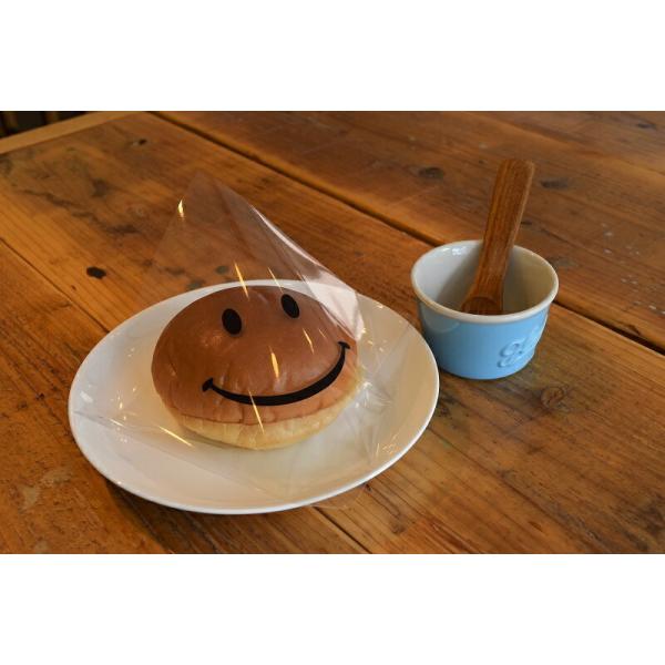 1セット入り数：100枚　 　サイズ　  ：＃30×150×150mm　　 材質　　 ：OPP　　 特長　　 ：可愛らしい「スマイル」柄のバーガー袋です。　　　　 　　　  片貼袋（L字型開口）ですので、商品が入れやすくなっています。　　　...