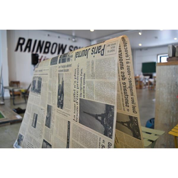 1セット入り数：500枚　 　サイズ　 ：150×150mm（横×縦）　　 材質　　 ：紙　　 特長　　 ：当店オリジナル柄の「ジュルナル」柄が描かれたクラフト紙で作られたワックスペーパーです。　　　　　　　 「ジュルナル」とはフランス語で...