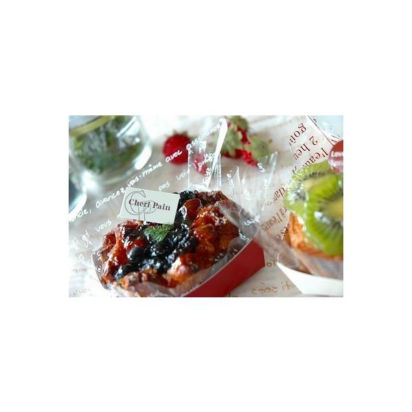 1セット入り数：500枚　 　サイズ　  ：＃30×300×80mm（フィルムの厚さ×横×縦）　　 材質　　 ：OPP（二軸延伸フィルム）　　 特長　　 ：当店人気「フランセ」柄のOPPシートです。　　　　　　　 透明度が高く、引張強度があ...