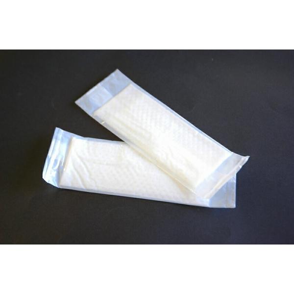 1セット入り数：100枚　 　サイズ　 ：開いた場合…240×185mm　　 材質　　 ：紙エンボス　　 特長　　 ：テイクアウト用として最適なおしぼりです。　　　　 　　　 使い勝手の良い無地タイプになります。