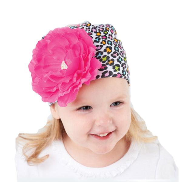 メーカー：Mudpie対象年齢：0-12ヶ月(メーカー参照)素材：コットン95％ / スパンデックス5％仕様：コサージュは取り外し不可アメリカ　ジョージア州よりとっても可愛いギフトグッズを取りそろえるブランド。赤ちゃんと過ごす、大切な毎日が...