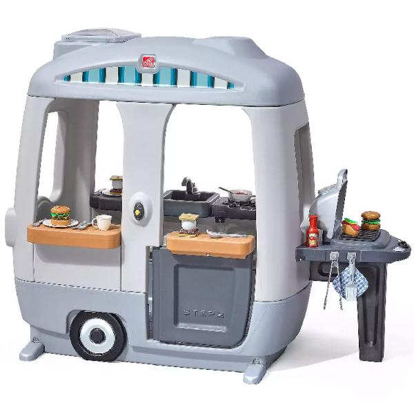 メーカー：STEP2サイズ：　本体：127H x 160W x 91.5D cm　BOX：51 x 30 x 118 cm / 70.5 x 33 x 91.5 cm重さ：29kg対象年齢：2歳から安全基準：ヨーロッパ規格適合(EN-71)...