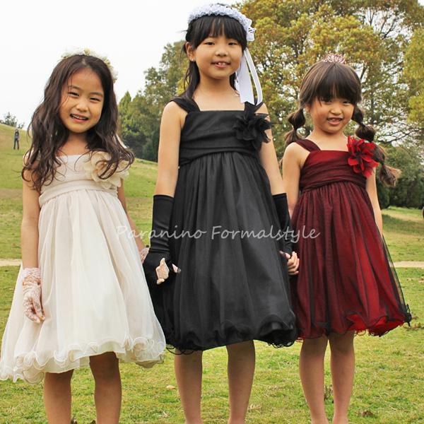 レンタルするより安い!!　アメリカ直輸入の日本では見かけない、可愛く・豪華なドレスです!毎年の発表会や結婚式に、お子様の成長に合わせて可愛く大人っぽくセレクトしてください。エンパイアラインでとっても軽やかなパーティードレスです。チュールが２...