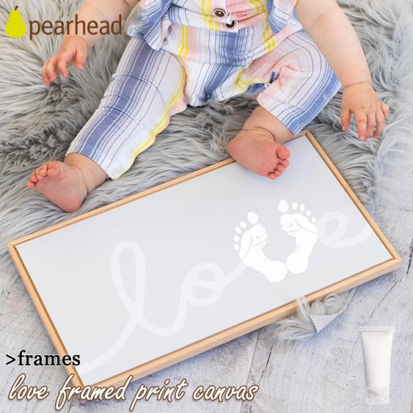 メーカー：pearheadサイズ：フレーム W43.5×H24×D1.5 cmセット内容：キャンバスフレーム、インク(白)　「LOVE」の「V」を赤ちゃんの足型で形を作りLOVEを作る可愛いキャンバス地のフレームです。方法：・赤ちゃんの足に...