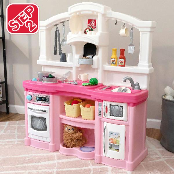 メーカー：STEP2サイズ：　本体：101.6H x 88.9W x 33D cm　BOX：91.5 x 63.5 x 40.1 cm重さ：10kg対象年齢：2歳から安全基準：ヨーロッパ規格適合(EN-71)仕様：ままごと遊びからは社会性・...