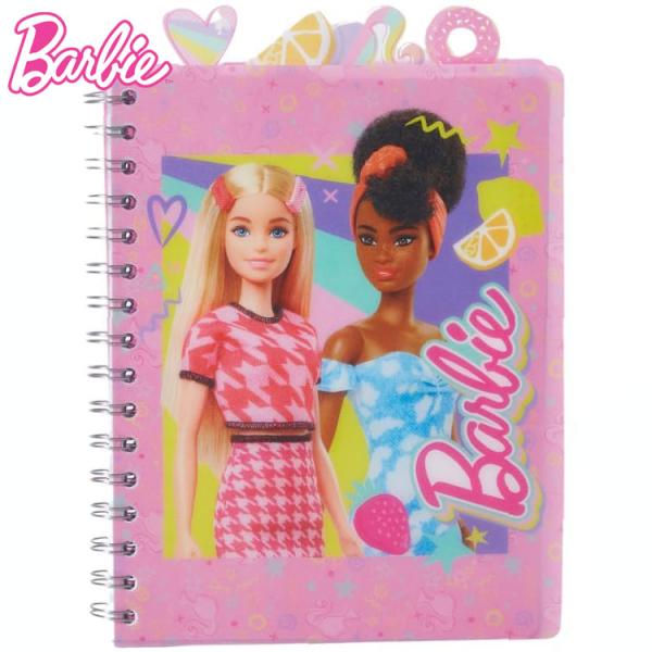 サイズ(約)：17W×23.5H×1.2D cｍ枚数：96枚紙質：再生紙日本では販売されていない、アメリカ限定バービーのスパイラルノート！４種類のタブ付きで、日記など、手帳やお絵描き帳にぴったり！！【備考】※こちらの商品は・ゆうパケット「【...
