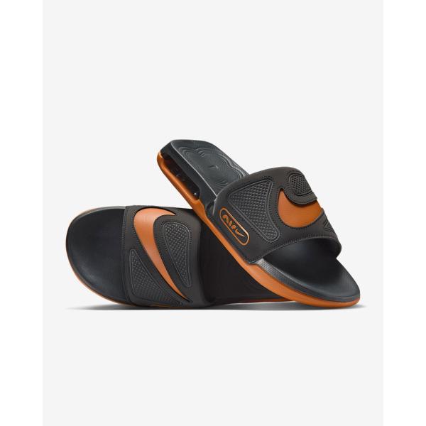 【商品名】ナイキ エア マックス シロ【カラー】016オフノワール/オフノワール/デザートオークル【特徴】スポーティーで快適。 現代的なスタイル。ジム通いにも買い物にも活躍する一足。スタイリングが簡単で、抜群に快適な履き心地です。 ヒールに...