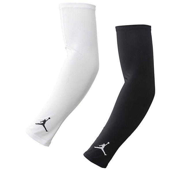 【商品名】ジョーダン シューター スリーブス メンズ アームスリーブ アクセサリー 両腕用 サポーター アームカバー・耐摩耗性があり、しっかりフィットし腕をサポート。・速乾性に優れた素材がさらりと快適な状態をキープ。・通気性のあるストレッチ...