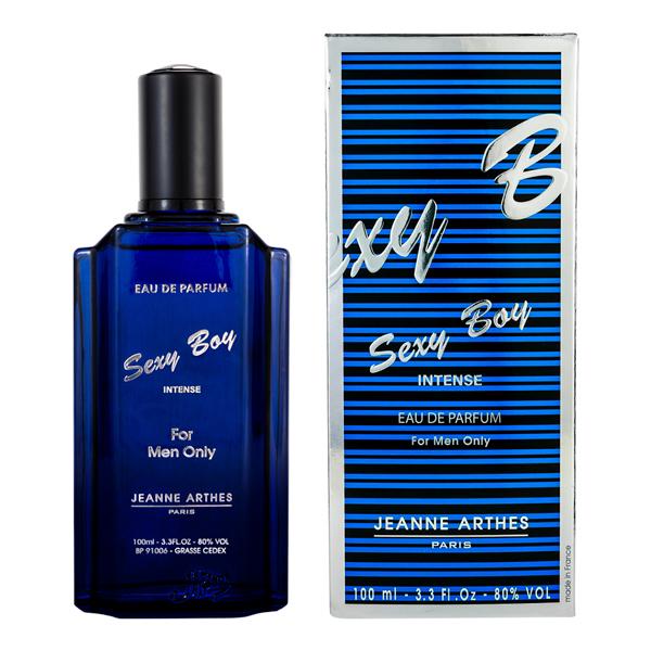 for men“Sexy Boy Intense” is a true weapon of seductionローンチから25年、ここに登場するセクシーの神髄。あなたの内にあるカリスマ性と自信を体現する香りです。ミントとカルダモンがフレッシ...