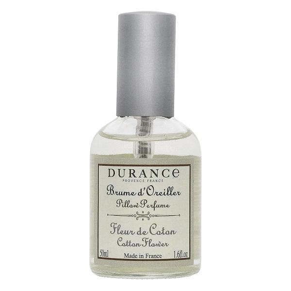 長年愛されている、リネン類や空間、お肌に直接吹きかけて使用するピローミスト。穏やかに眠りにつけるようなブレンドで、就寝前に枕元にスプレーすればやさしい香りに包まれながらお休みになれます。ルームスプレーととしても使用できる万能なスプレーです。...