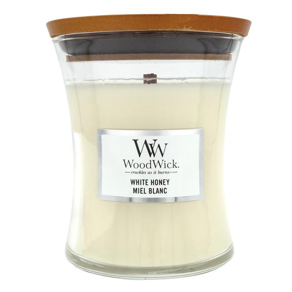 まるで暖炉のような、パチパチとした音が魅力の木製芯キャンドル。アメリカ生まれのキャンドル・フレグランス『WoodWick』は、エッセンシャルオイルを贅沢に使用したナチュラルで豊かな香りと、木製芯によるパチパチとした音が特徴です。美しいアワー...