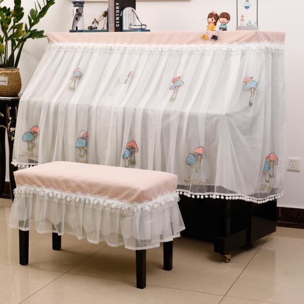 【素材】ポリエステル　【サイズ】 ピアノカバー 約横153*幅34*高さ80-85cm 国内外のアップライトピアノのフルカバーとしてご使用頂けます。ほとんどのサイズのピアノに適合します。【耐久性】丈夫で軽い素材で、洗いやすく、耐久性があり。...