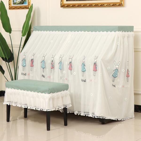 【素材】ポリエステル　【サイズ】 ピアノカバー 約横153*幅34*高さ120cm  国内外のアップライトピアノのフルカバーとしてご使用頂けます。ほとんどのサイズのピアノに適合します。【耐久性】丈夫で軽い素材で、洗いやすく、耐久性があり。「...