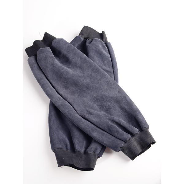 ▼素材：牛革製▼材質：100％牛革 サイズ：フリーサイズ(46cm)●溶接時のやけど対策に役立つ牛革製腕カバーです。●ロングタイプなので腕をしっかりカバーしてくれます。●革製品のため、商品により色合いが画像と異なったり、稀に小さなシミやムラ...