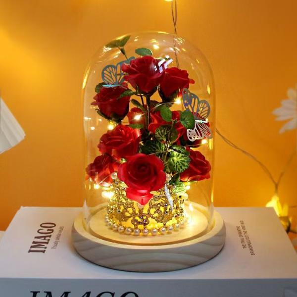 【サイズ】：直径約14cmX高さ約21cm【花材】：最高級の造花を使用しています（品質保証）　ポット：ガラス　 【LEDライト付き】：スイッチと電池交換は底面にあります、電池は付きません。【永遠の花】水やり、水換えの世話や手間が要らず、とっ...