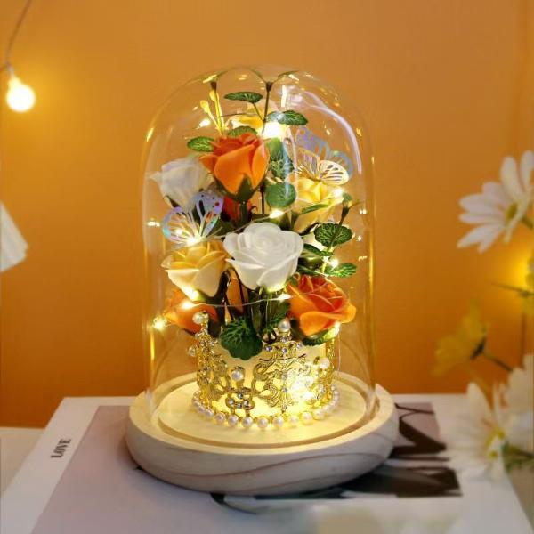 【サイズ】：直径約14cmX高さ約21cm【花材】：最高級の造花を使用しています（品質保証）　ポット：ガラス　 【LEDライト付き】：スイッチと電池交換は底面にあります、電池は付きません。【永遠の花】水やり、水換えの世話や手間が要らず、とっ...