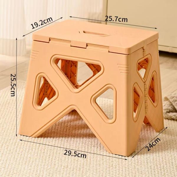 【カラー】第一枚画像通り【素材＆安定性】高品質PVCを採用しており、丈夫で壊れにくく、大人が乗っても大丈夫。天板と底に滑り止めゴムを配置するから、ノンスリップ機能で安定性を保ちます。キッチンや玄関で少し高いものをとる時などにもとても活躍して...