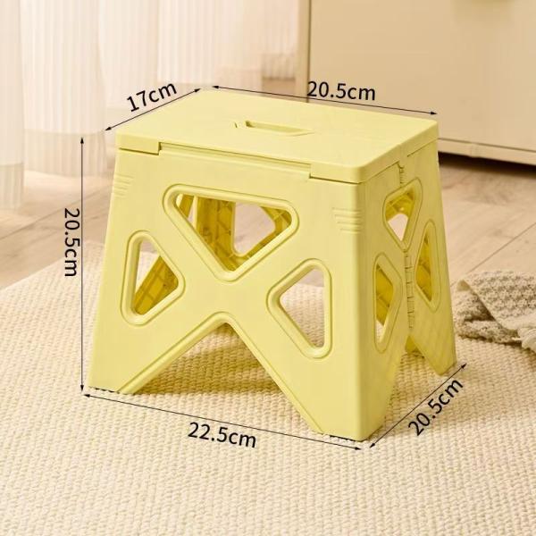 【カラー】第一枚画像通り【素材＆安定性】高品質PVCを採用しており、丈夫で壊れにくく、大人が乗っても大丈夫。天板と底に滑り止めゴムを配置するから、ノンスリップ機能で安定性を保ちます。キッチンや玄関で少し高いものをとる時などにもとても活躍して...