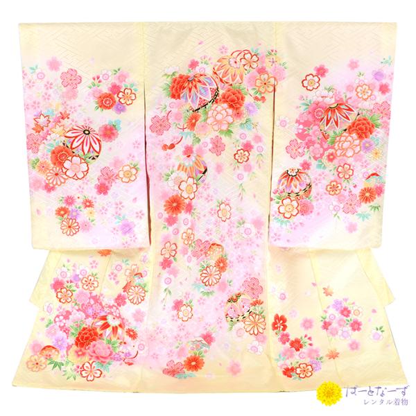 【商品番号】4AM0011【レンタル期間】最大3泊4日（ご利用日の翌日中にご返送手続きをお願いします。）【セット内容】着物、長襦袢、よだれかけ、帽子、お守り【きもの素材】化繊【備考】※レンタル用の商品です。販売用ではありません。※ご予約状況...