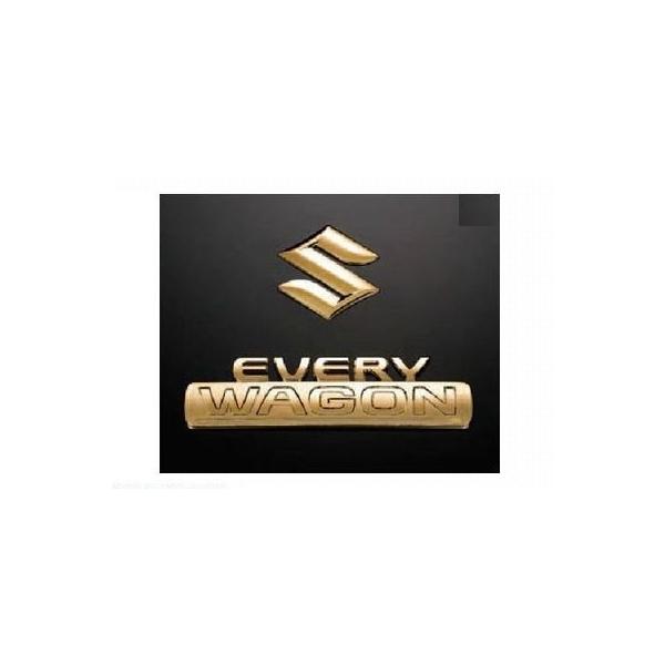 【純正品番】旧品番：99000-99097-E01【対応型式】DA64V DA64W【対応年式】2014/7〜2015/1【適応グレード】JPターボ、PZターボ、PZターボSP【商品仕様】ゴールドに輝くエンブレムが、強烈や存在感を演出します...