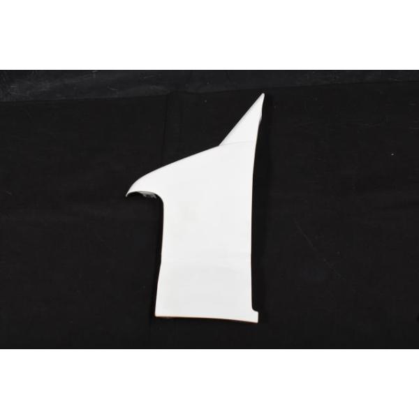 **** 商品説明を必ずご確認ください ****部品管理番号：250303001311400メーカー純正品番：63113-6A00E部品名：左Fコーナーパネル部品区分：リサイクル品車名：NV100クリッパー車両タイプ名：ケイバン通称型式：P...