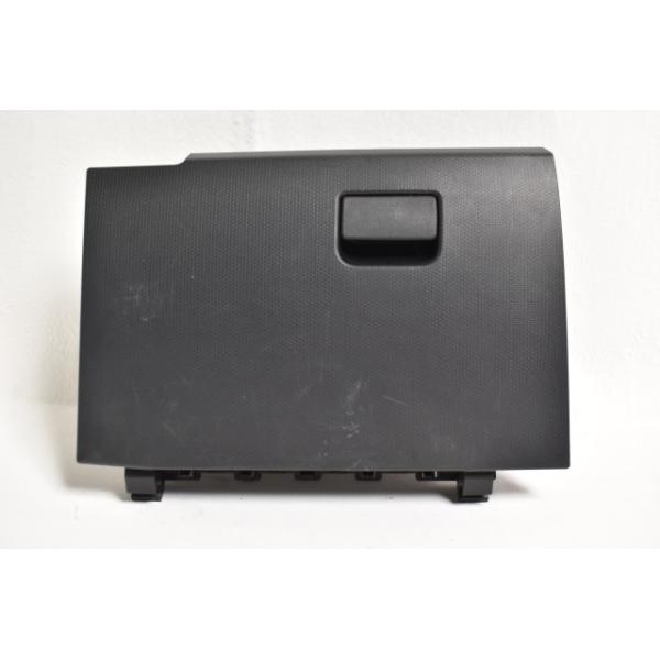 **** 商品説明を必ずご確認ください ****部品管理番号：250929000570210メーカー純正品番：55550-B2330-C0部品名：グローブBOX部品区分：リサイクル品車名：タント車両タイプ名：5ドアハッチバック通称型式：LA...