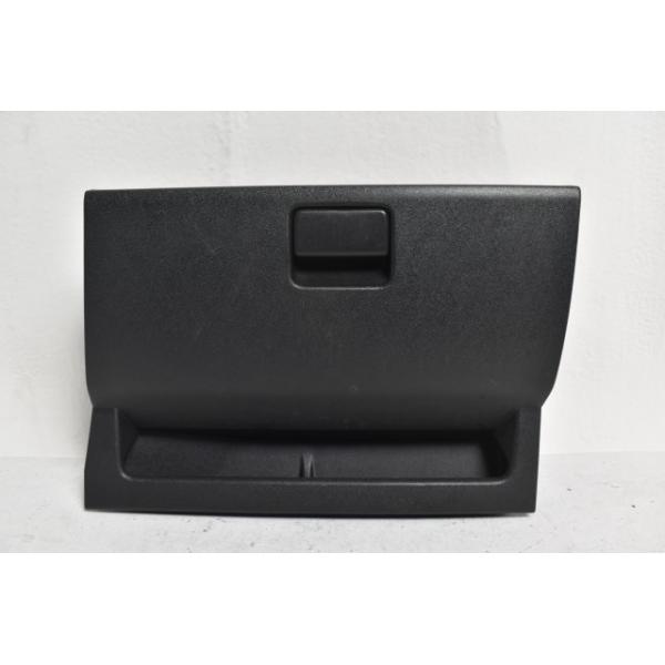 **** 商品説明を必ずご確認ください ****部品管理番号：251211003470210メーカー純正品番：55550-52080-B0部品名：グローブBOX部品区分：リサイクル品車名：イスト車両タイプ名：5ドアハッチバック通称型式：NC...